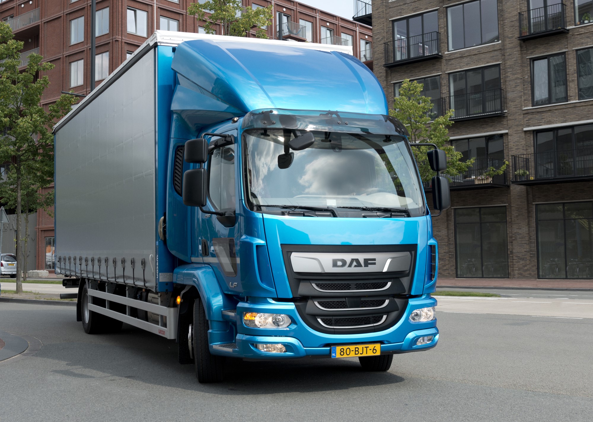Descubre el nuevo DAF LF - Camioneros en ruta